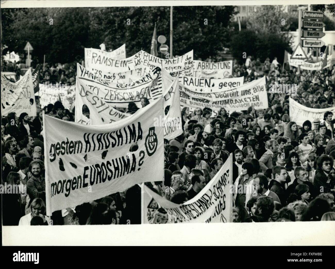 1972 - Demonstration For Peace On The Occasion Of The 42nd Anniversary ...
