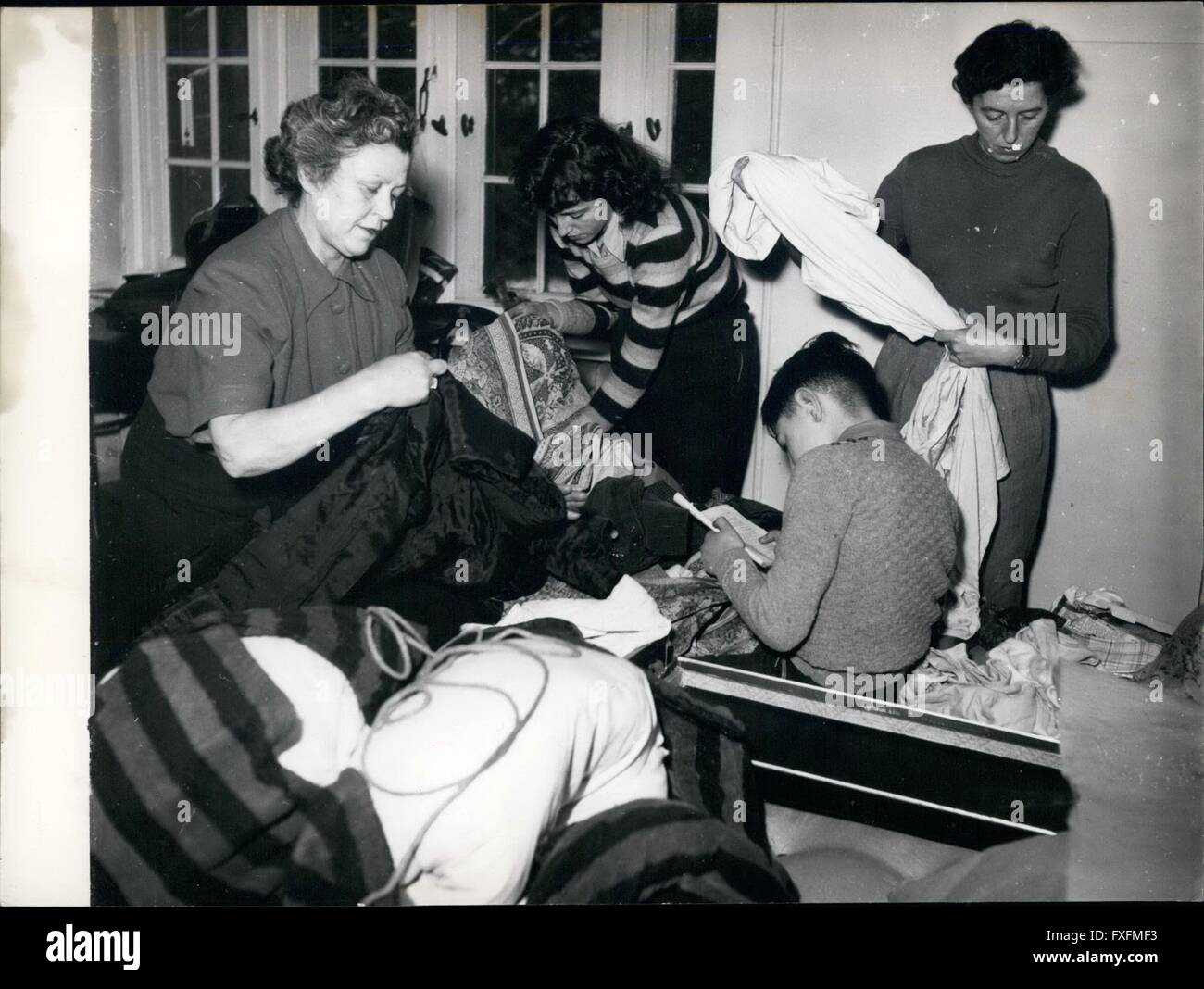 Usa family 1957 hi-res stock photography and images - Alamy