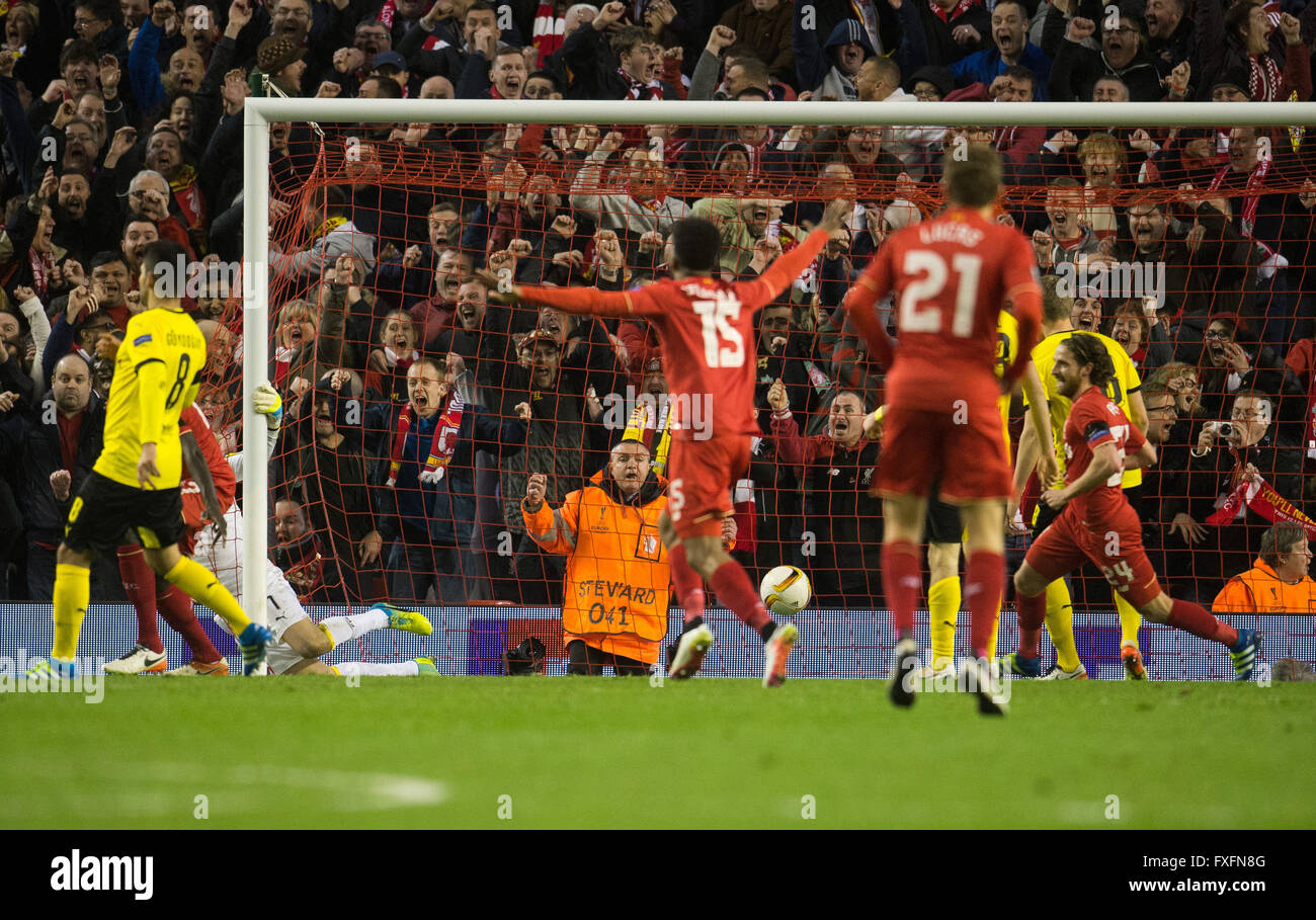 Liverpool Celebrate The Winning Goal High Resolution Stock Photography ...