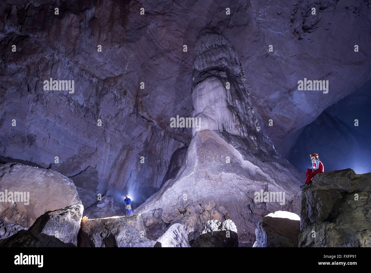 Miao room cave hi-res stock photography and images - Alamy