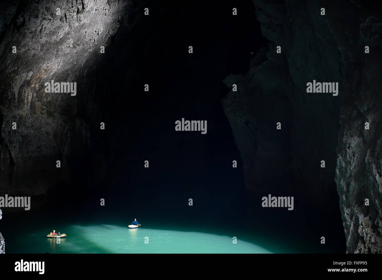 Ziyun, China. 15th April, 2016. Expedition members row into the Miao ...