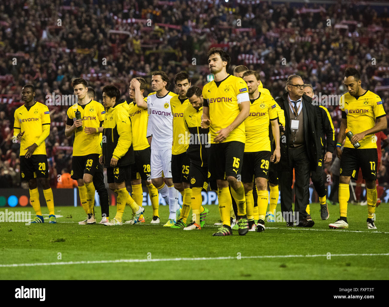 Uefa europa league quarter finals hi-res stock photography and images ...