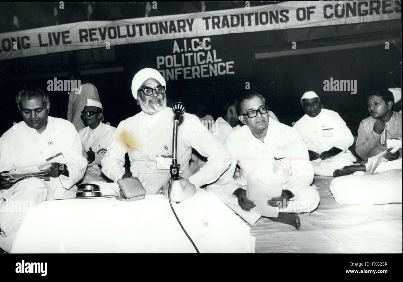 1978 - Congress President Mr. Swaran Singh addressing at the begining ...