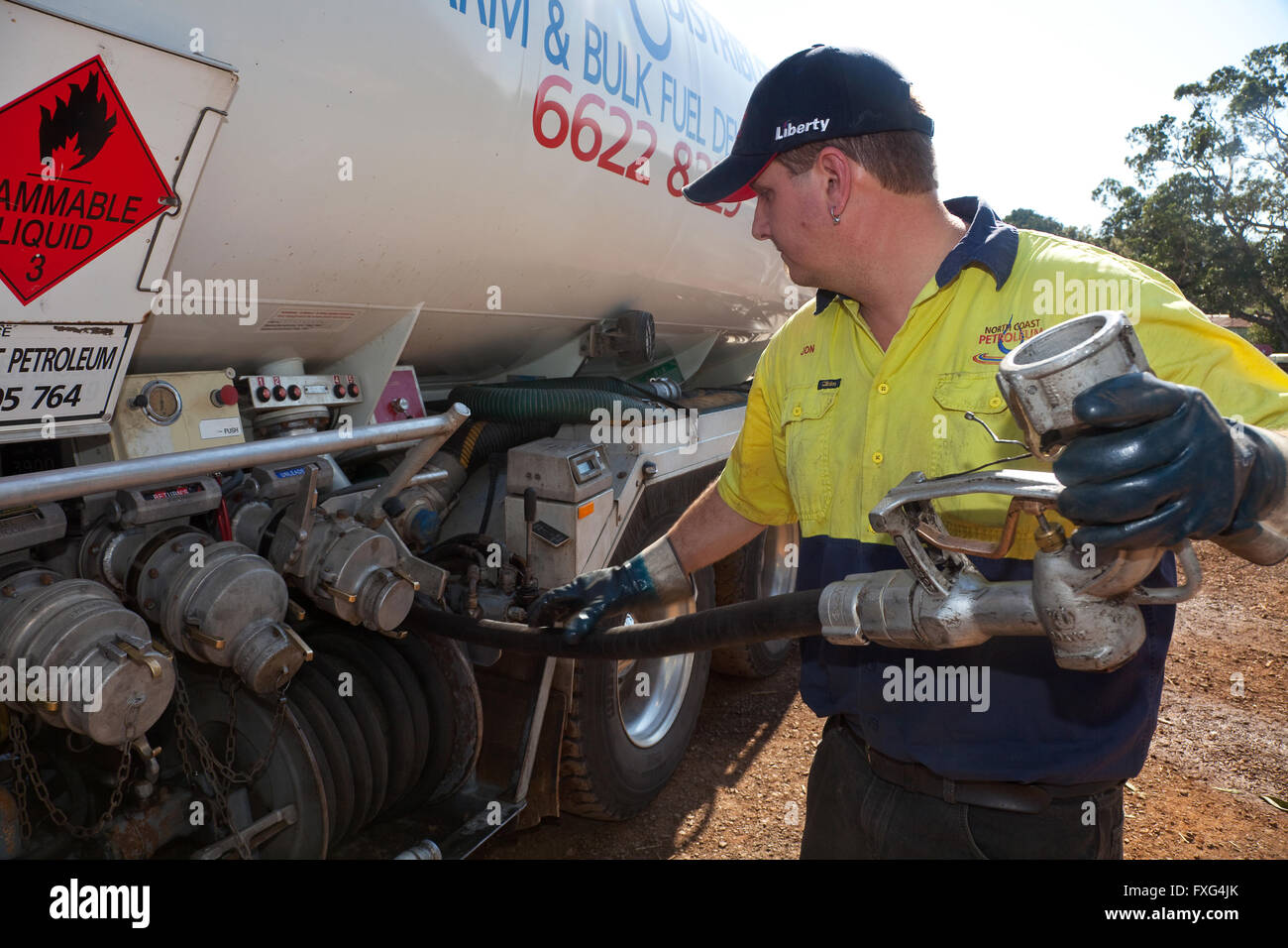 Petrol tanker fuel tanker hi-res stock photography and images - Alamy