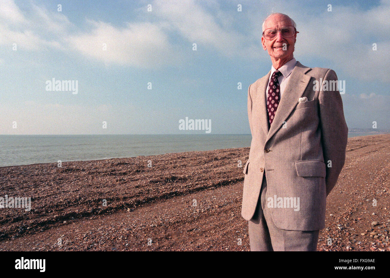 Donald Hodge, aged 102, one of the last survivors of World War One, at ...