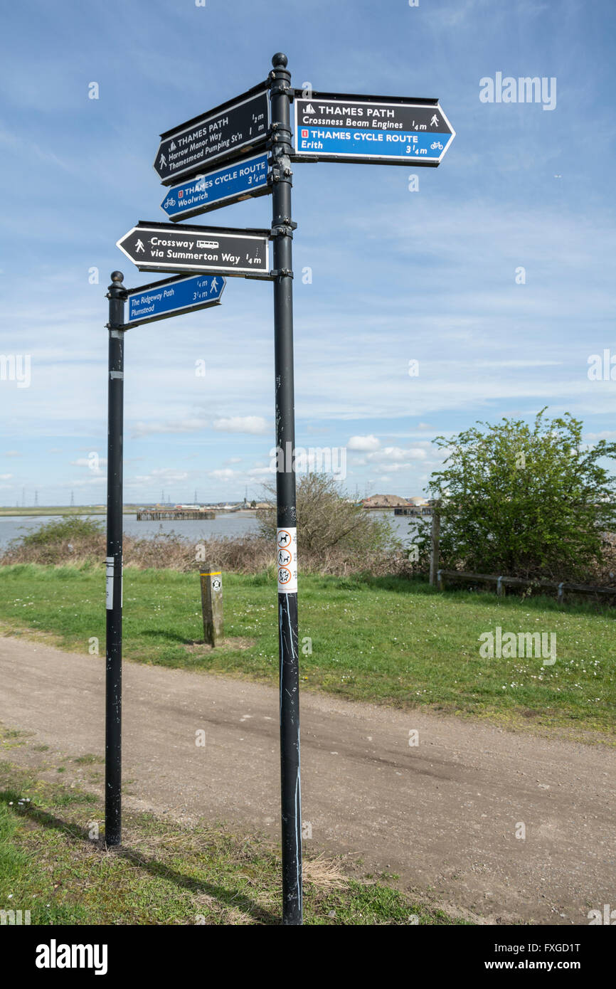 Pathway signage hi-res stock photography and images - Alamy