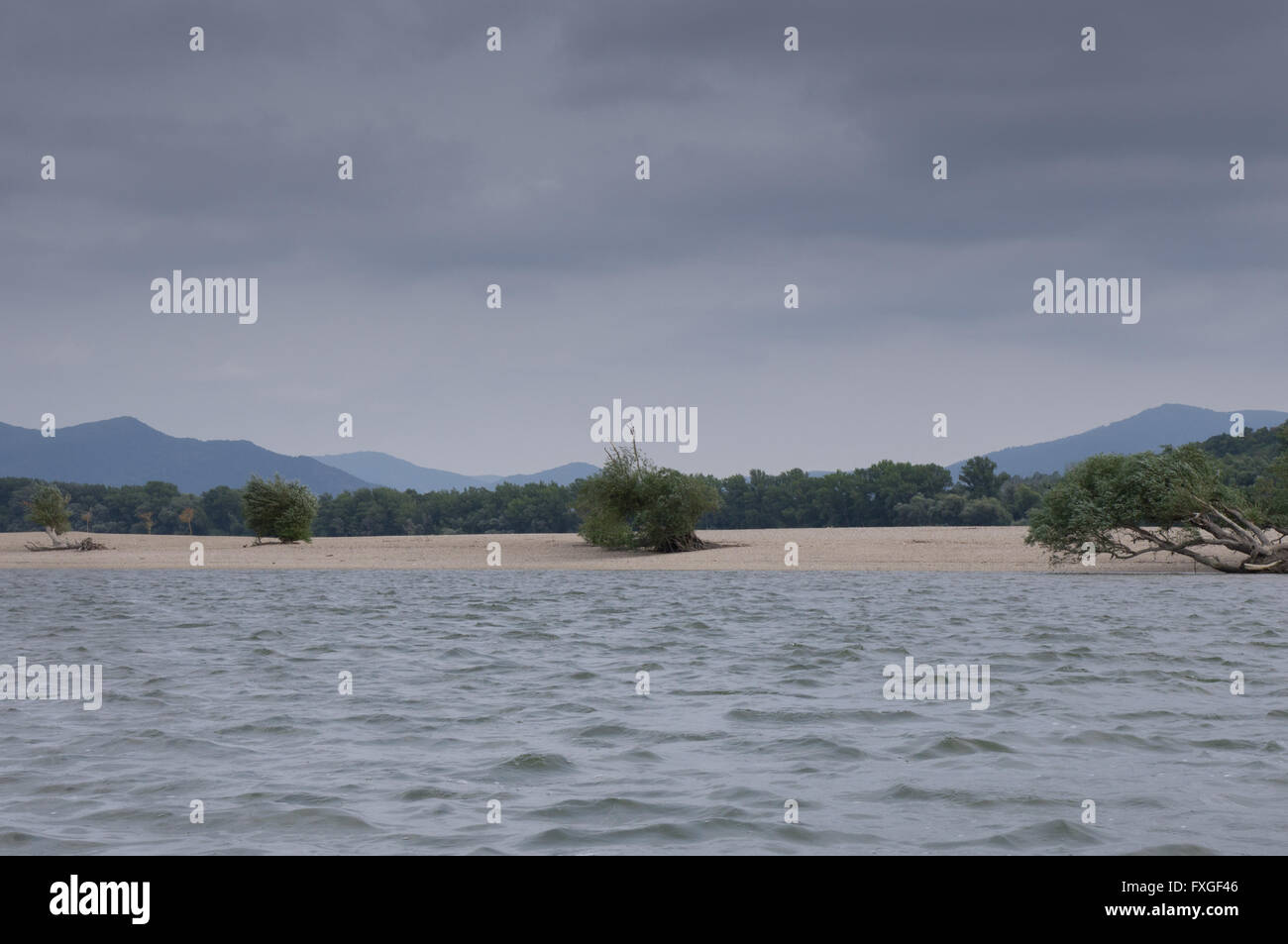 Barren beach hi-res stock photography and images - Alamy