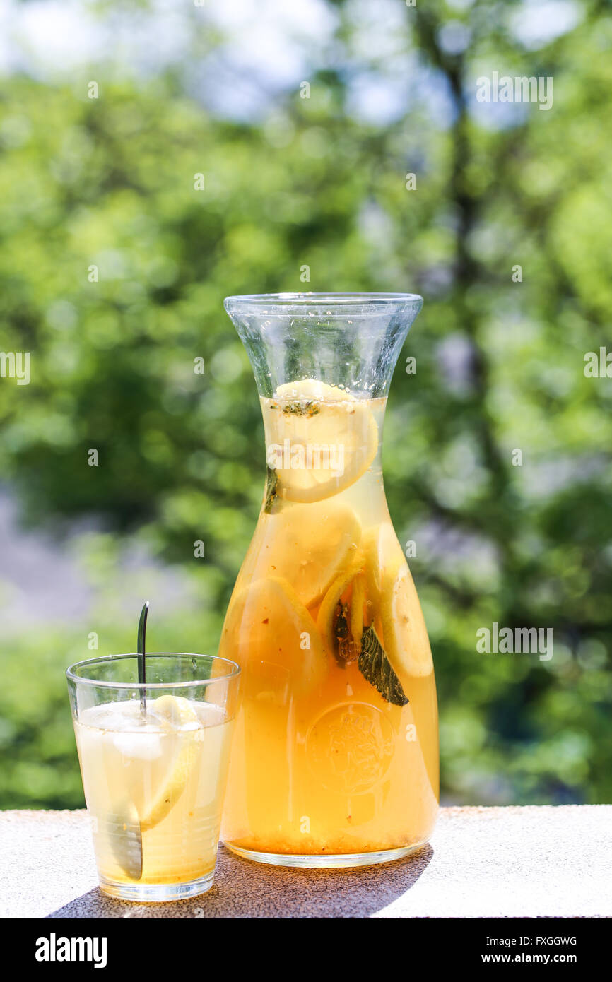 Lemonade hi-res stock photography and images - Alamy