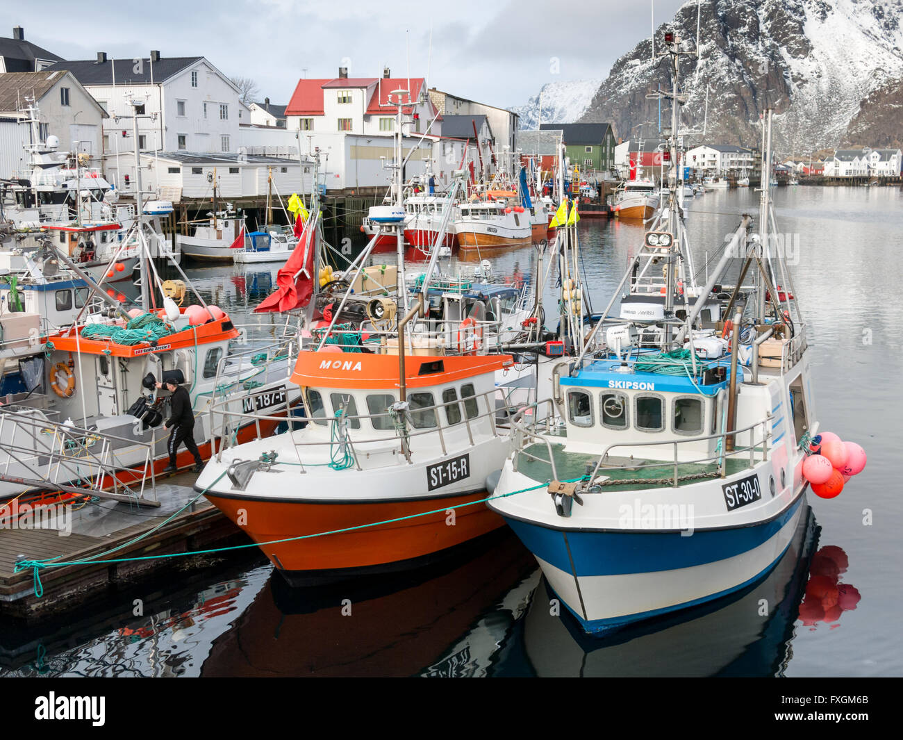 Lofoten fishing hi-res stock photography and images - Alamy