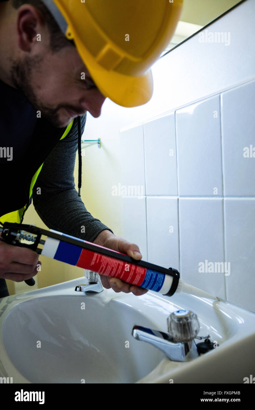 Pest control injection hi-res stock photography and images - Alamy