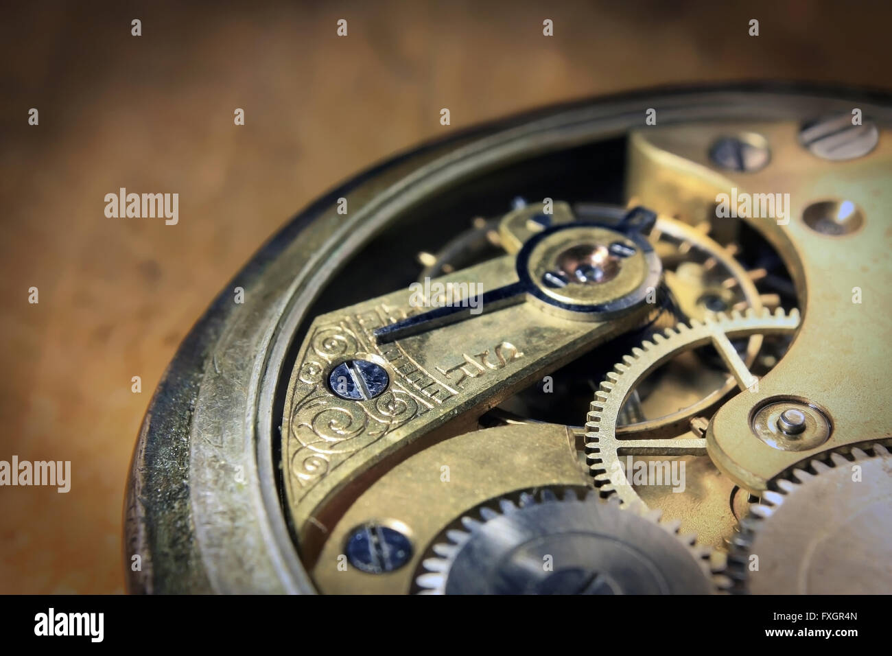 Inside of pocket watch hi-res stock photography and images - Alamy