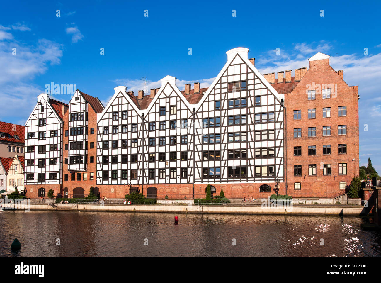 Historical granary hi-res stock photography and images - Alamy