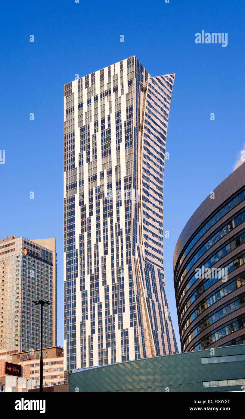 Asymmetric building hi-res stock photography and images - Alamy
