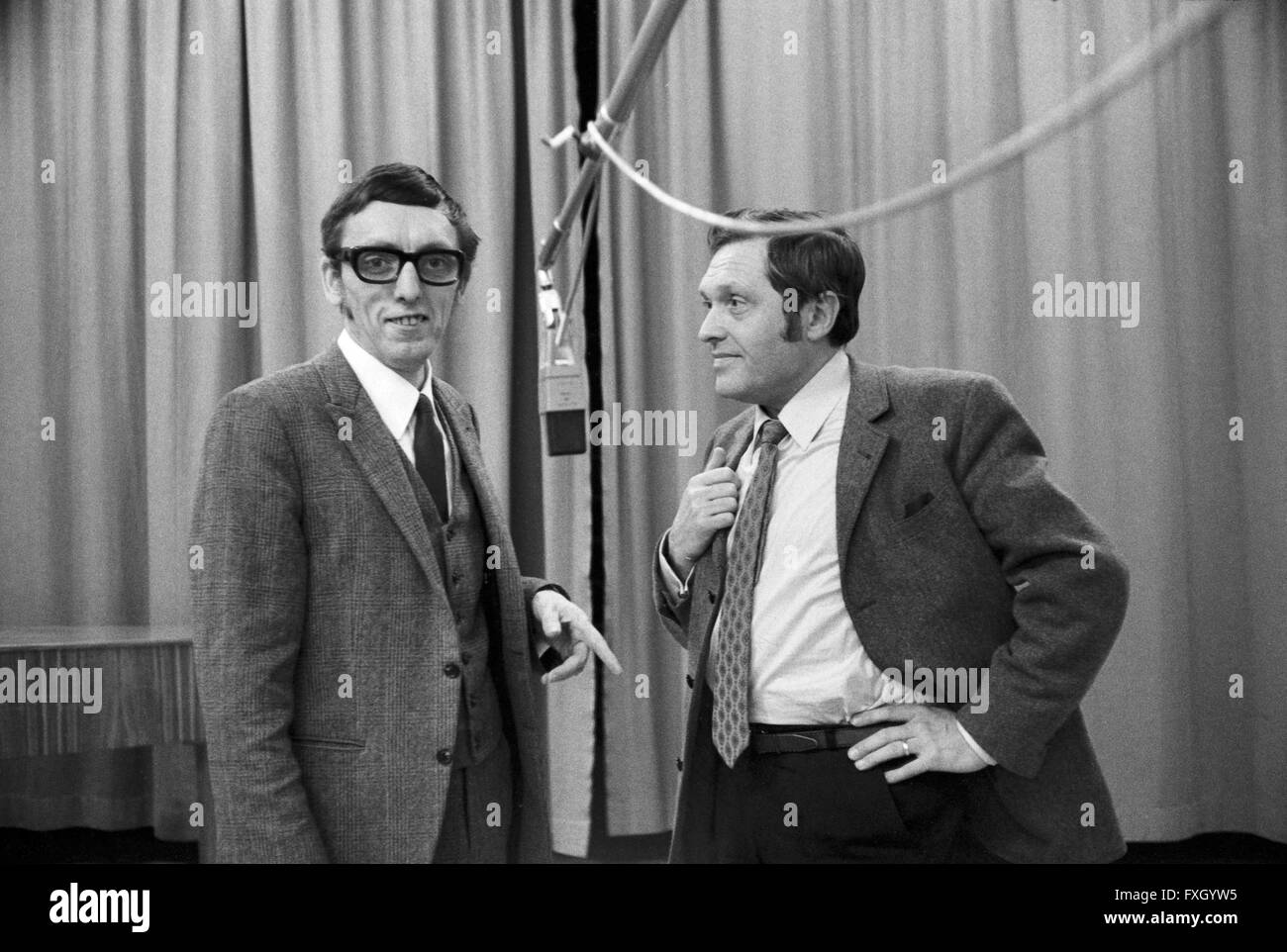 Der Fotograf und PR Berater Heinz Browers (links) mit dem ...