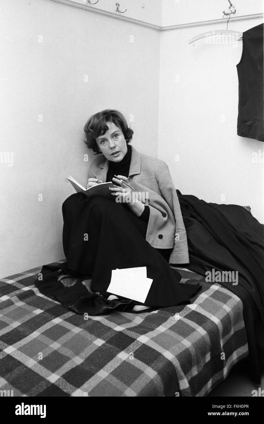 Deutsche Schauspielerin Doris Schade, Deutschland 1970er Jahre. German ...