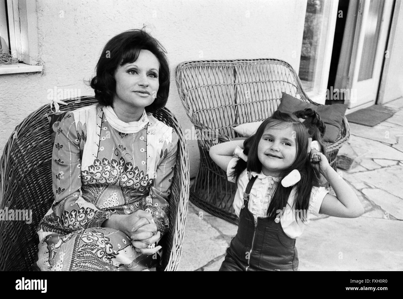 Deutsche Schauspielerin und Theaterregisseurin Lis Verhoeven mit ...