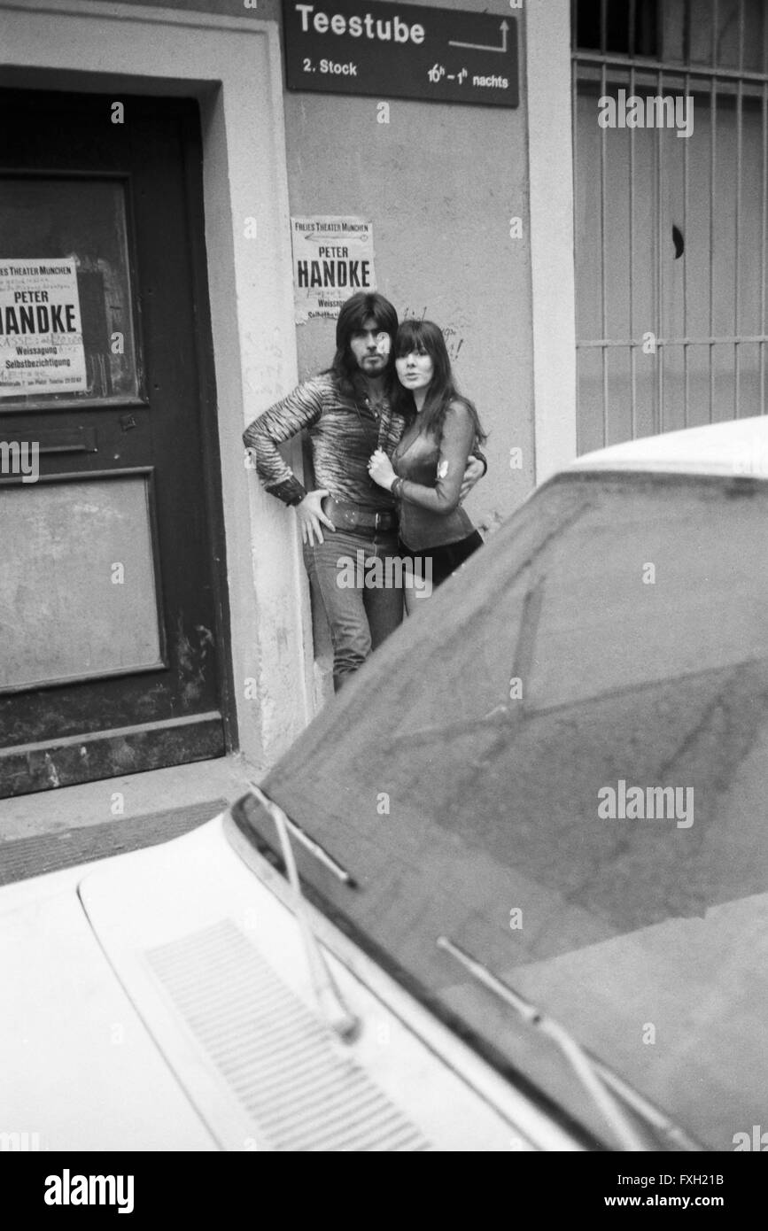 Sängerin Susan Aviles in München mit dem israelischen Sänger Abi Ofarm ...