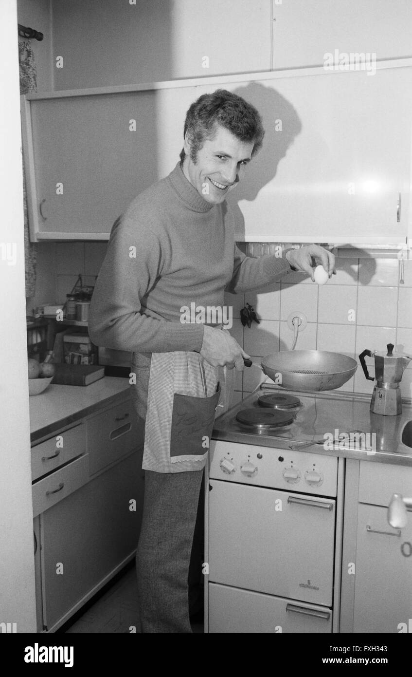 Der deutsche Schauspieler Manfred Spies, Deutschland 1970er Jahre ...