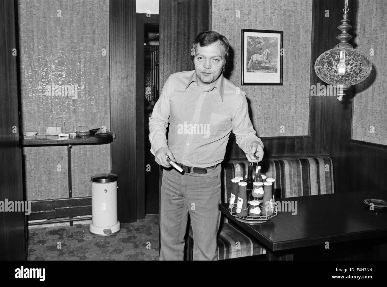 Der deutsche Schauspieler Hans Zander, Deutschland 1970er Jahre. German ...