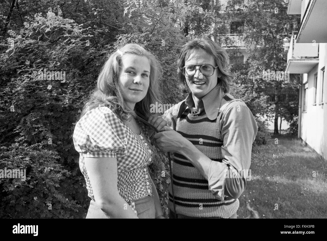 Der deutsche Schauspieler Thomas Astan mit Freundin Gewendolin von ...