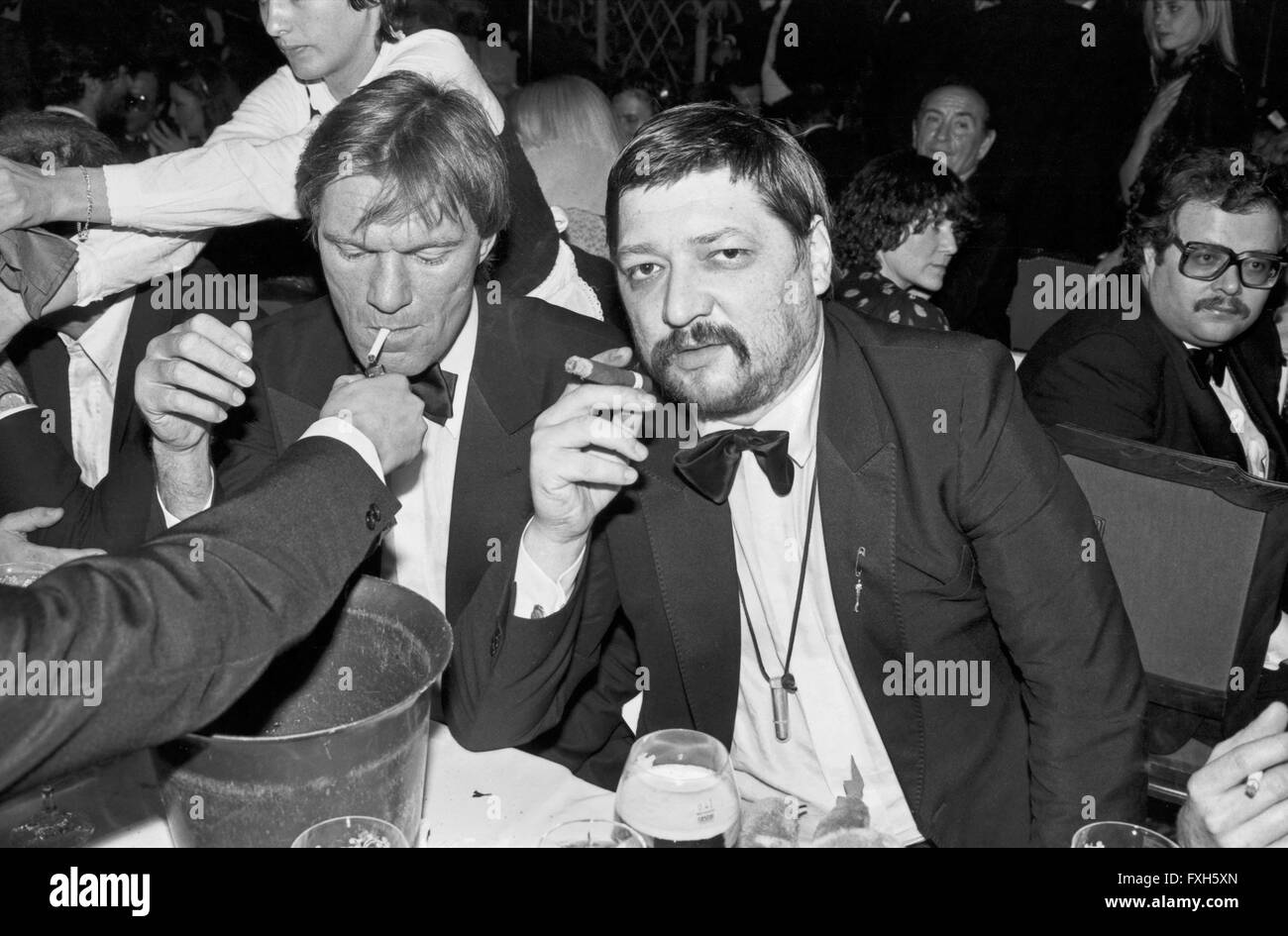 Der deutsche Regisseur Rainer Werner Fassbinder beim Deutschen Filmball ...