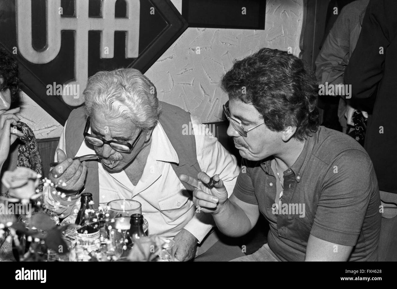 Kolsche jung Black and White Stock Photos & Images - Alamy Kolsche jung Black and White Stock Photos & Images - Alamy