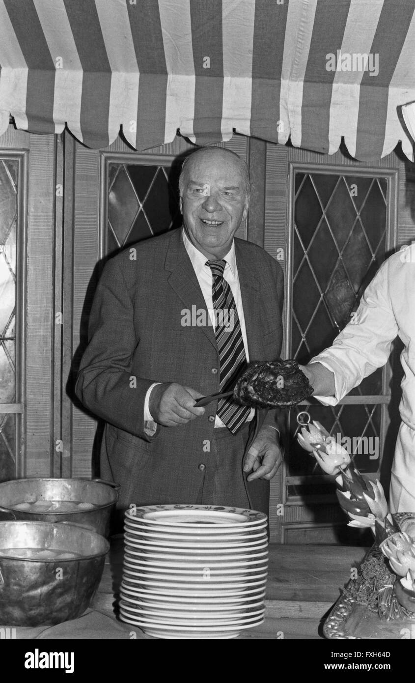 Der bayerische Schauspieler Beppo Brem bei der Premierenfeier vom ...