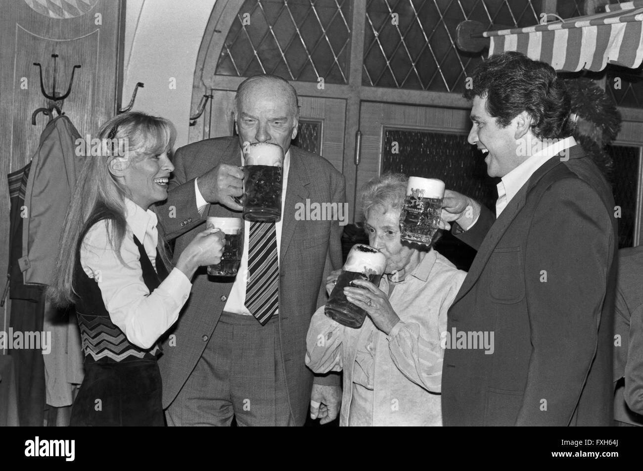 Der bayerische Schauspieler Beppo Brem bei der Premierenfeier vom ...