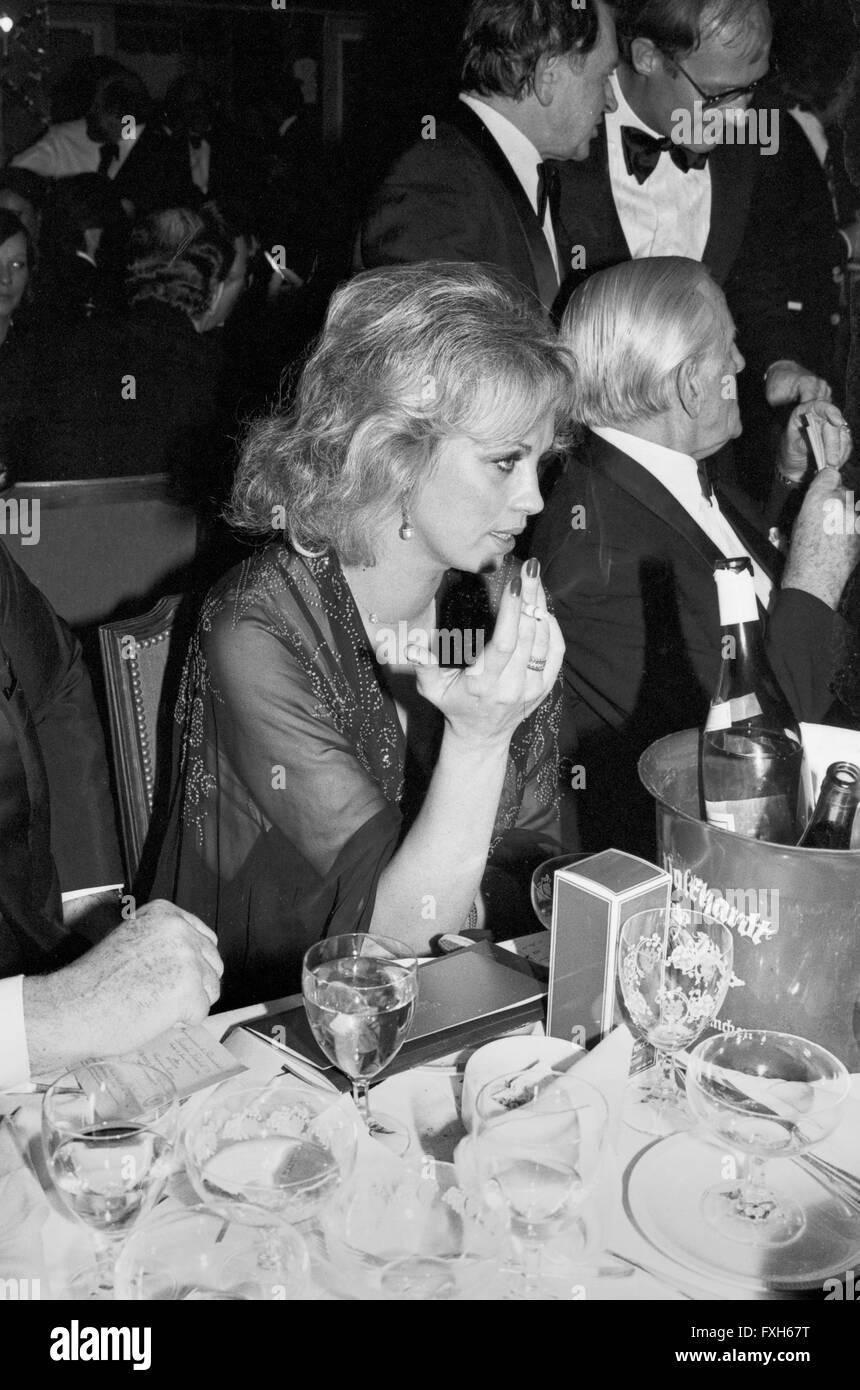 Deutsche Schauspielerin Barbara Valentin beim Deutschen Filmball am 15. ...