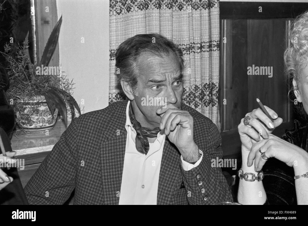 Der Schauspieler Adrian Hoven beim Künstlerstammtisch, Deutschland ...