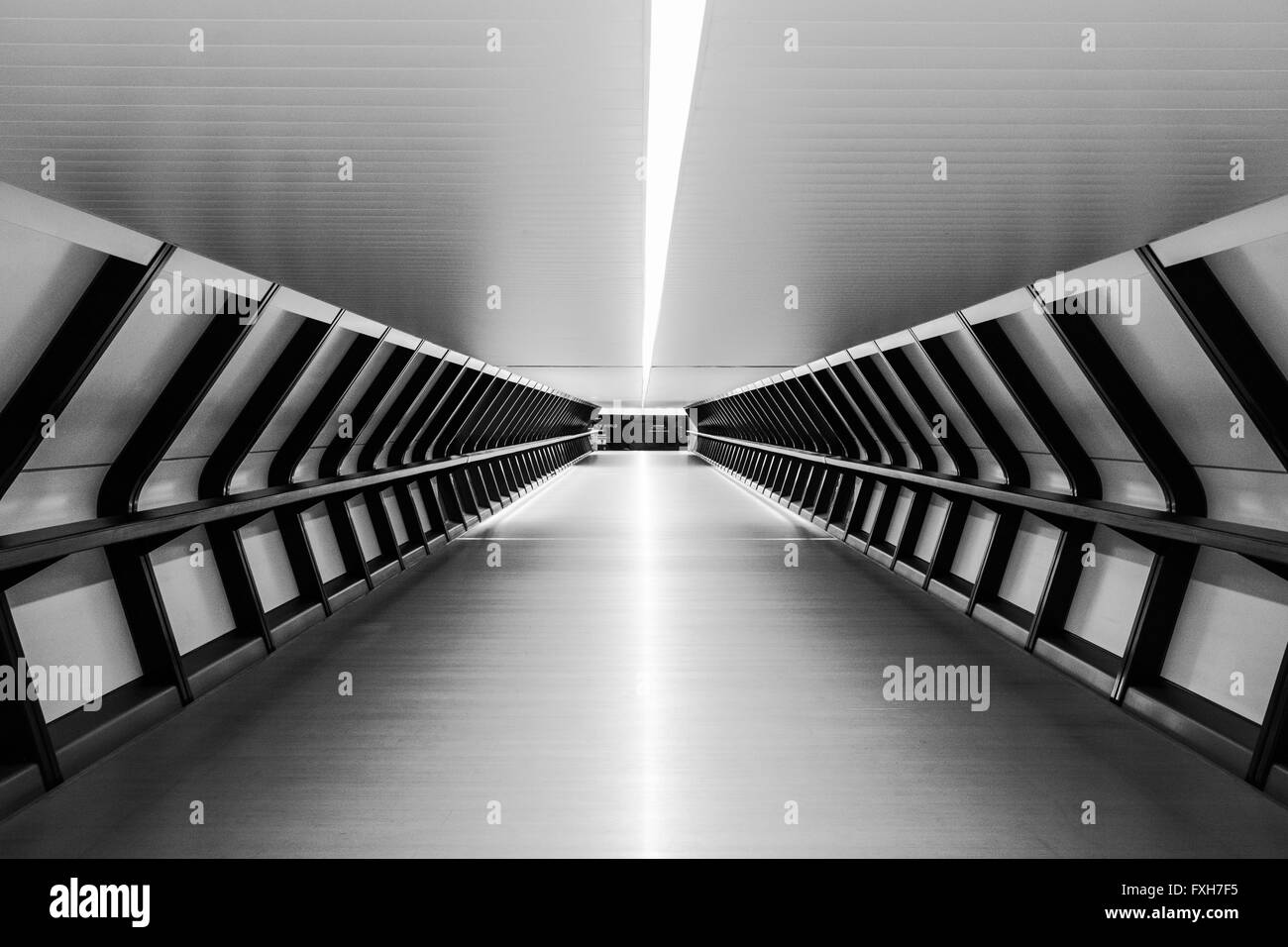 Cross Rail Place Futuristic symmetrical tunnel Stock Photo - Alamy