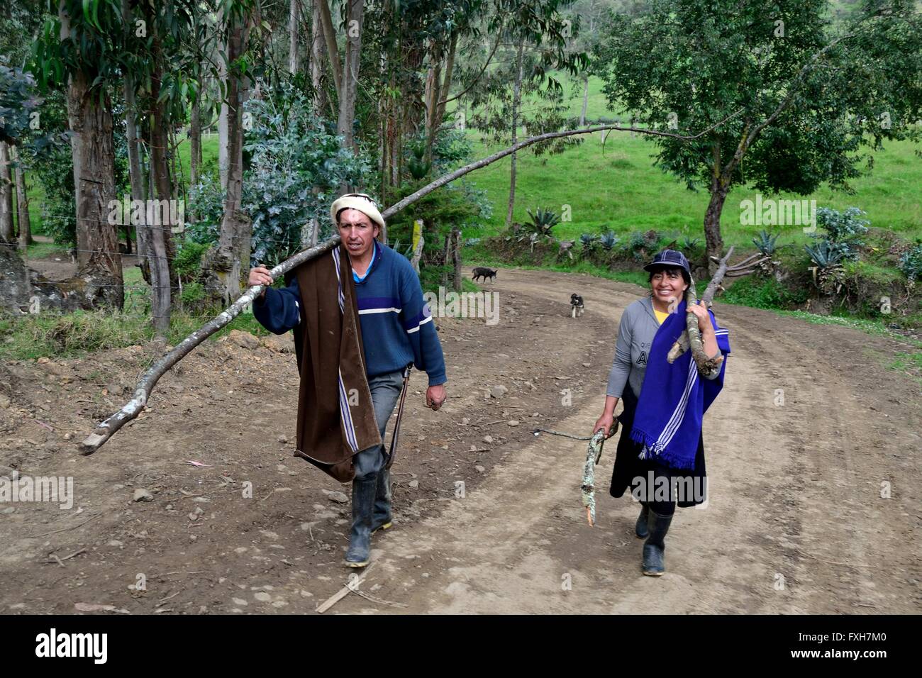 Farmers in Pulun " Las Huaringas " - HUANCABAMBA.. Department of Piura ...