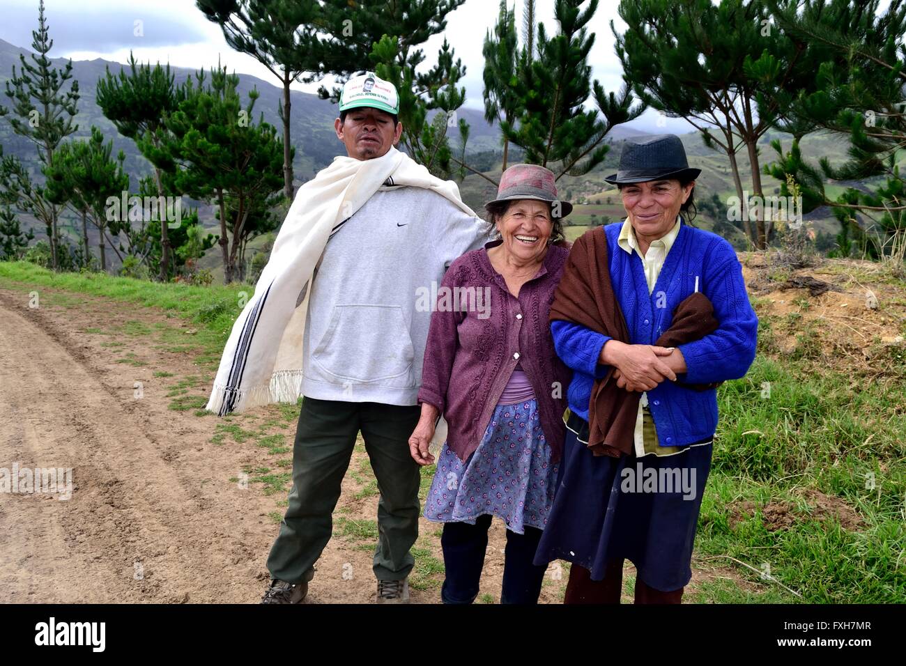 Farmers in Pulun " Las Huaringas " - HUANCABAMBA.. Department of Piura ...