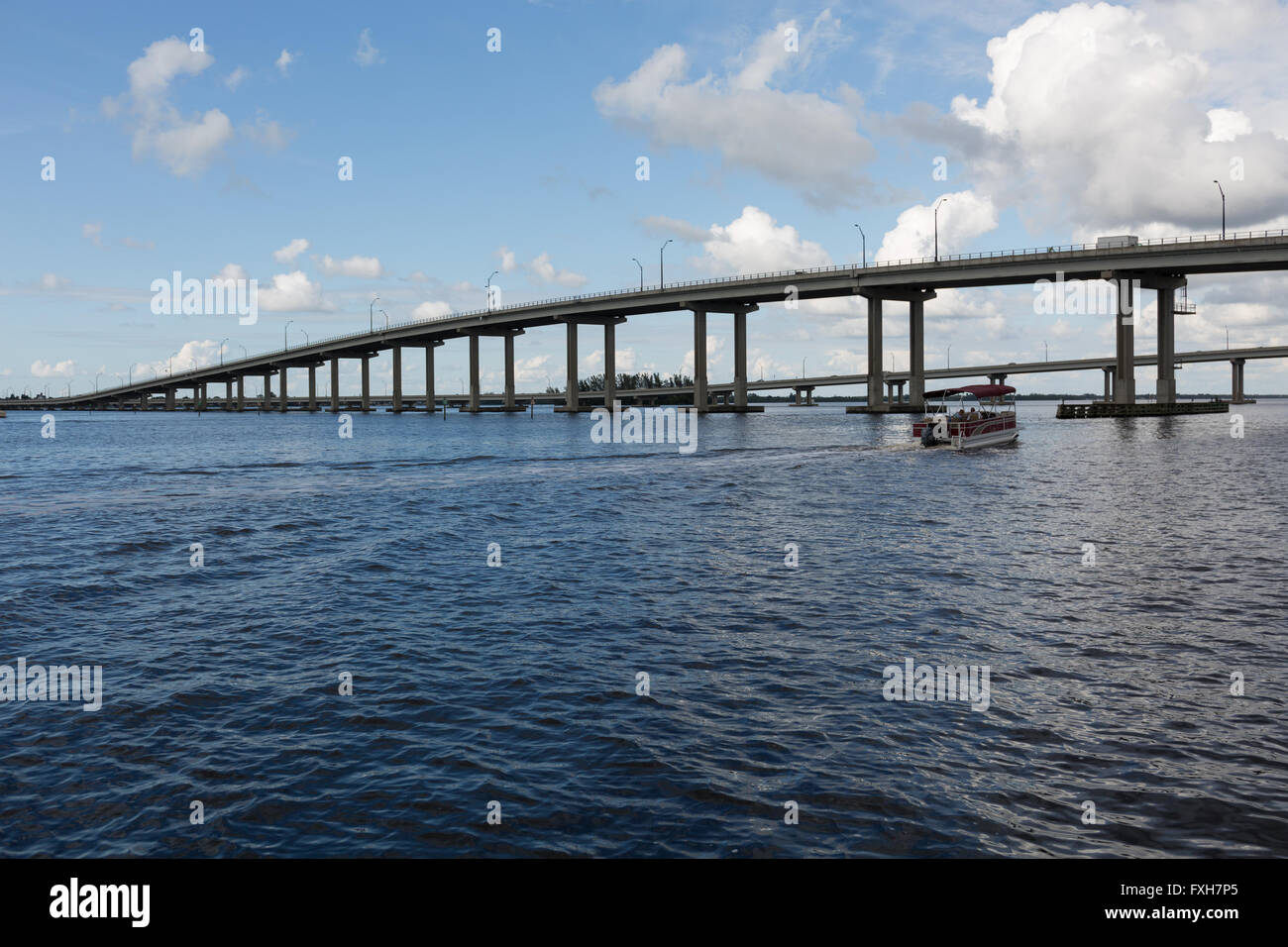 The Edison bridge, Caloosahatchee River Stock Photo - Alamy