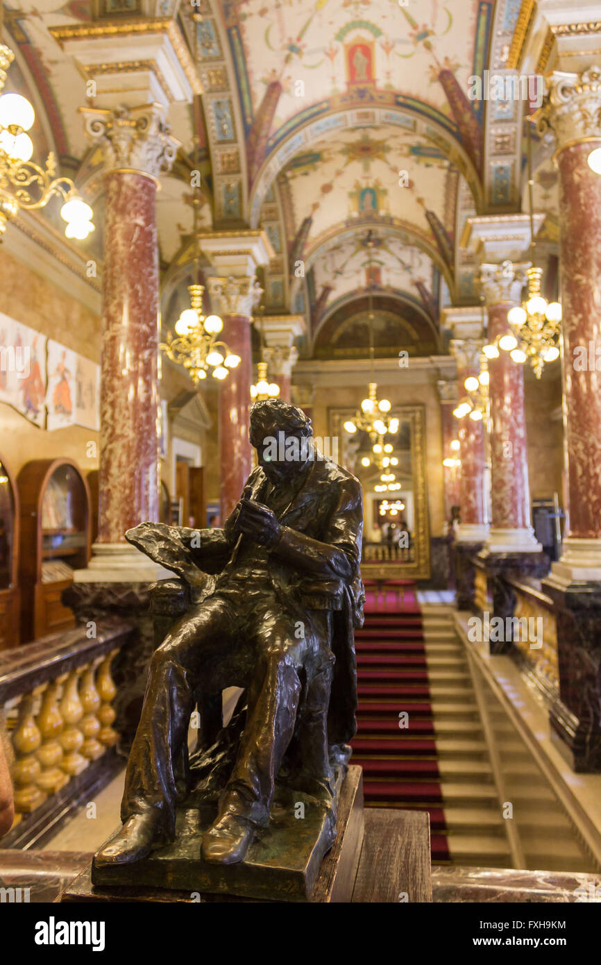 Hungarian State Opera Budapest Stock Photo - Alamy