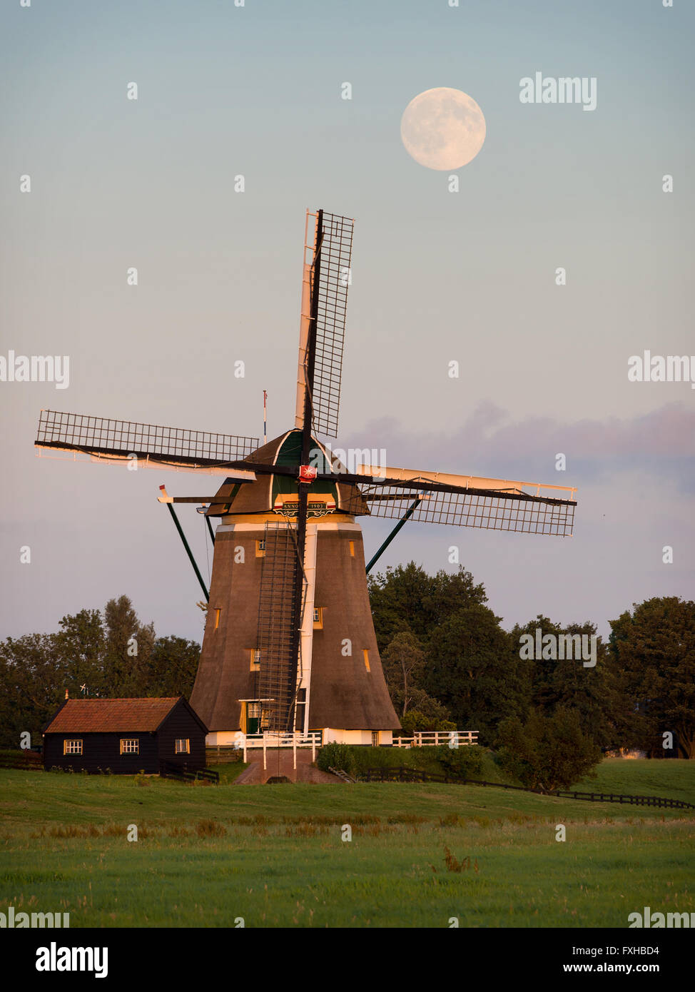 Rural windmill holland hi-res stock photography and images - Alamy