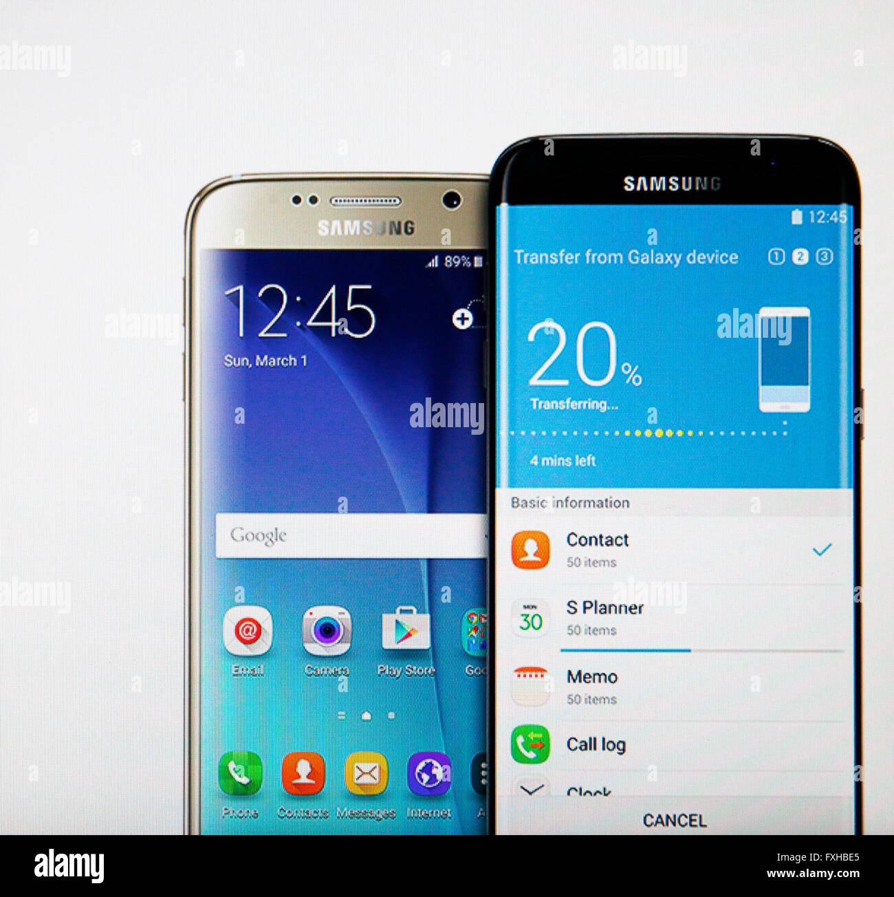 Samsung Galaxy S7 Stock Photo - Alamy