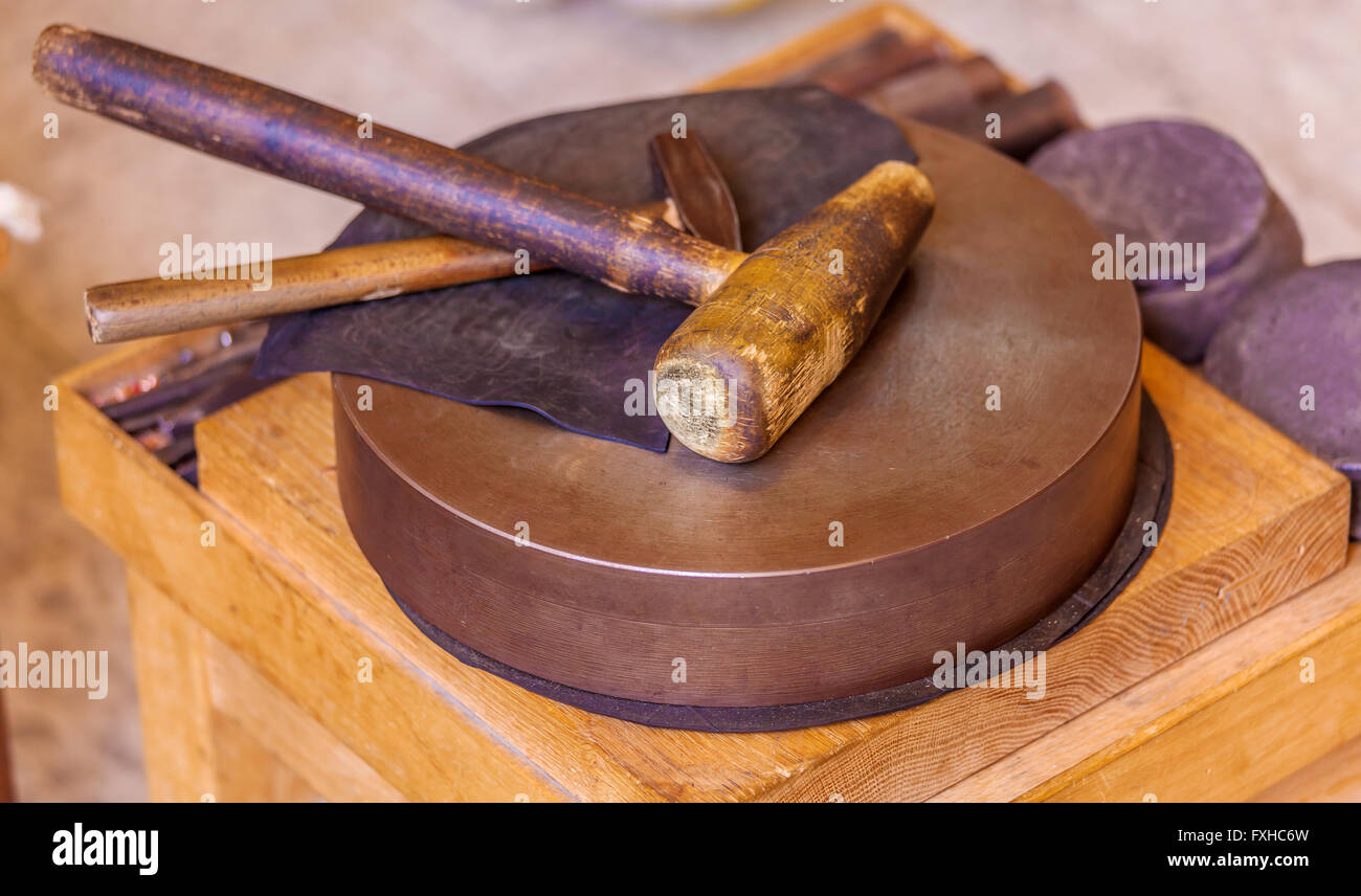 Tools for Hand Metal Embossing and Chasing Stock Photo - Alamy