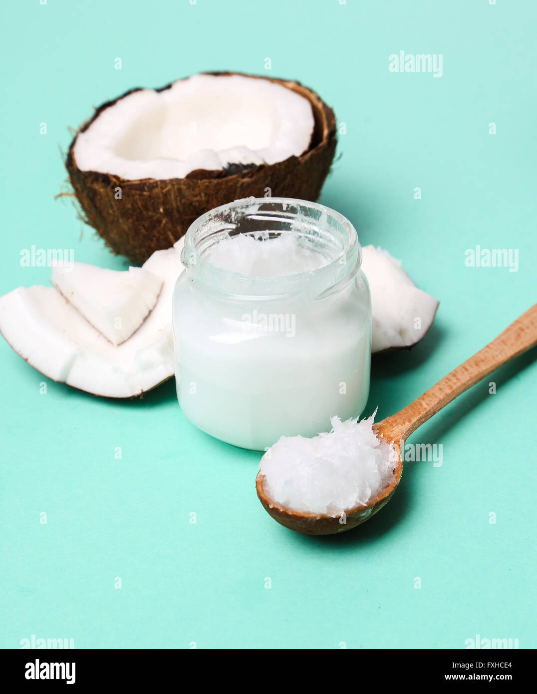 Coconut oil jar hi-res stock photography and images - Alamy