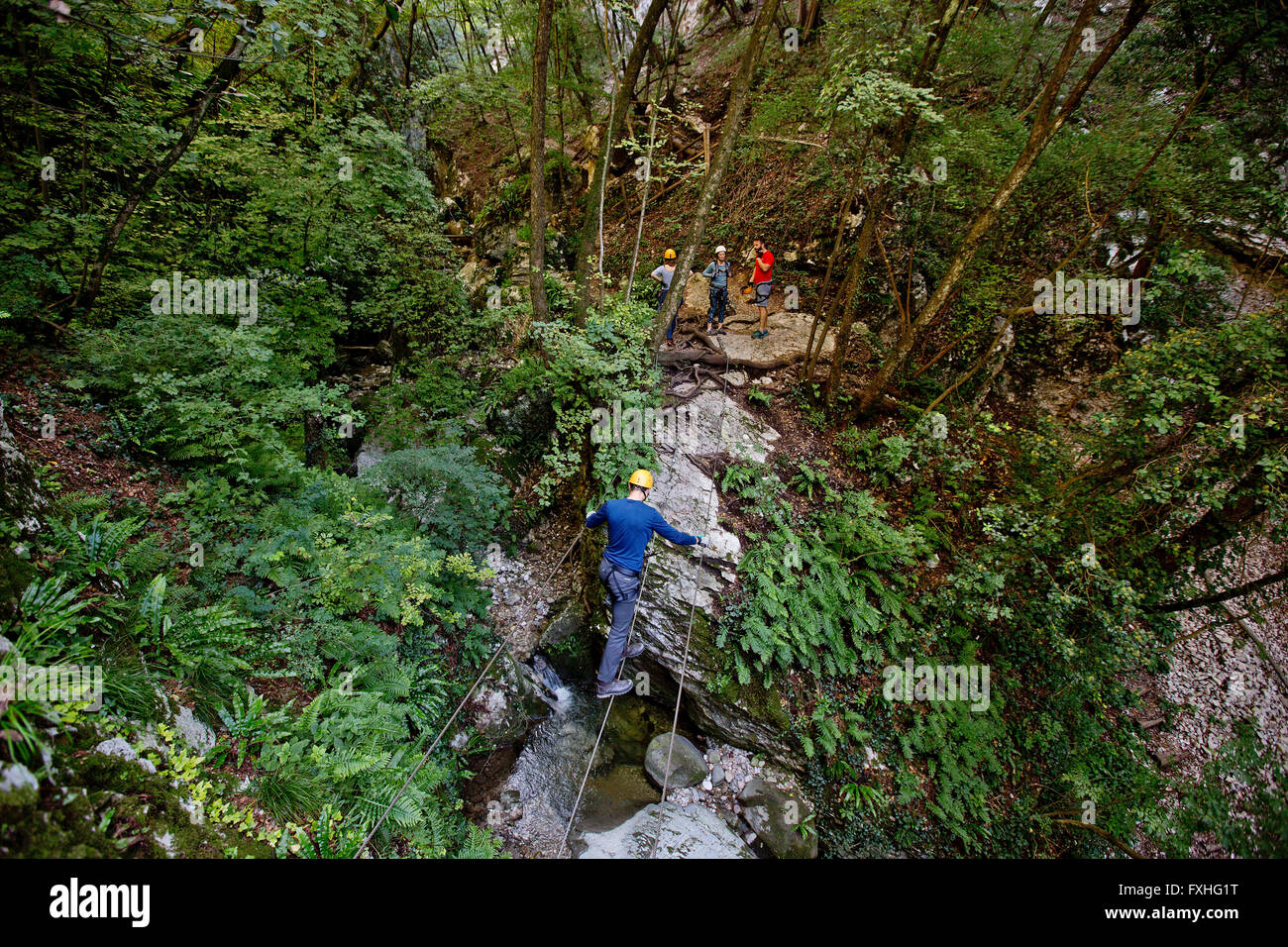 Sentiero attrezzato hi-res stock photography and images - Alamy