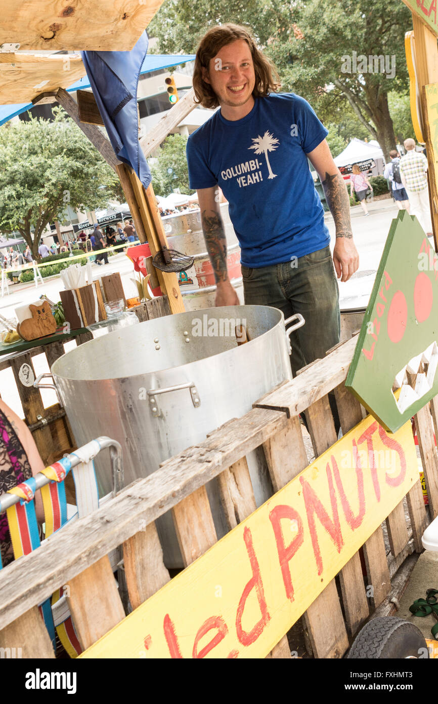 Boiled peanut stand hi-res stock photography and images - Alamy