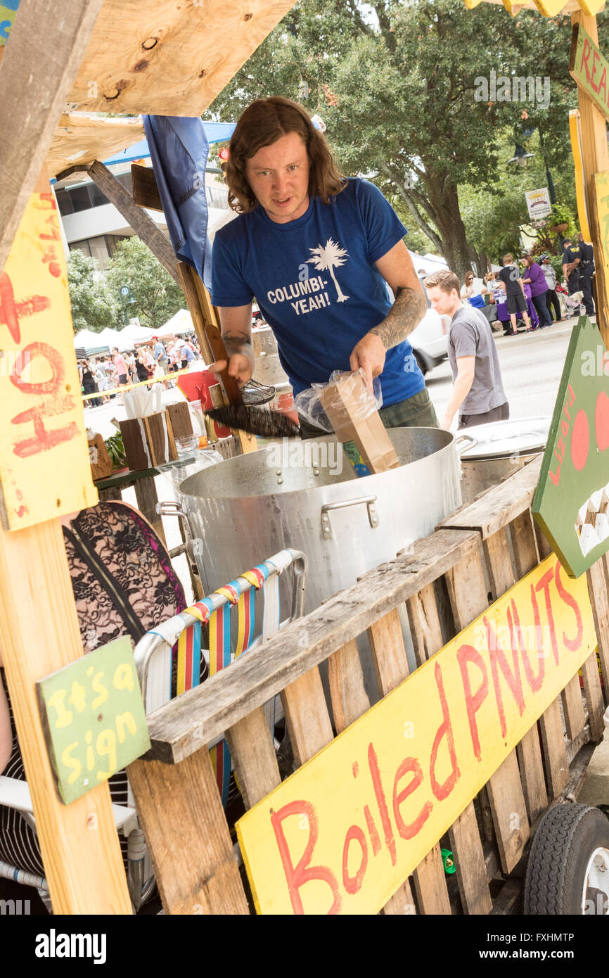 Boiled peanuts stand hi-res stock photography and images - Alamy