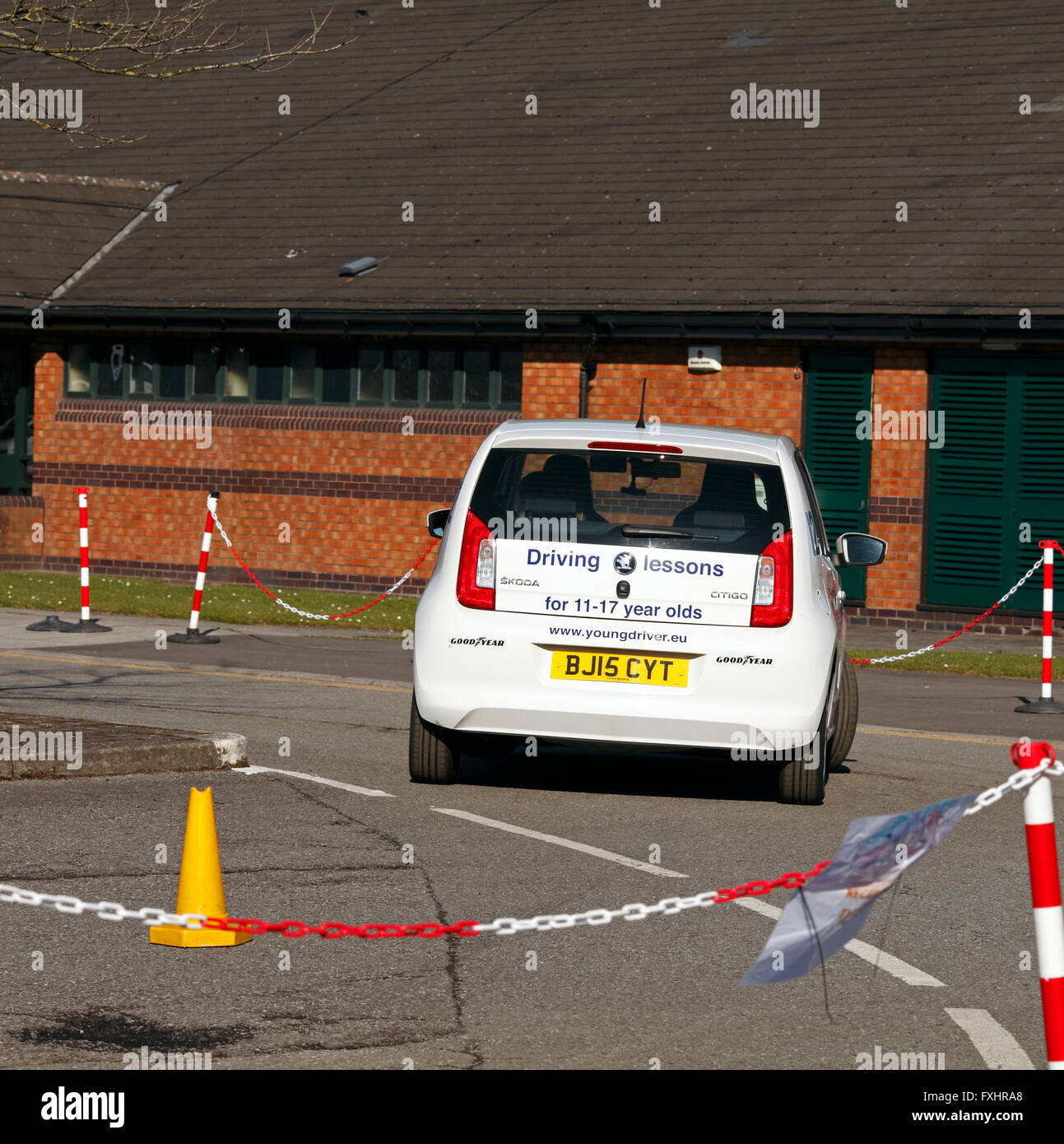Teen girl driving car hi-res stock photography and images - Alamy