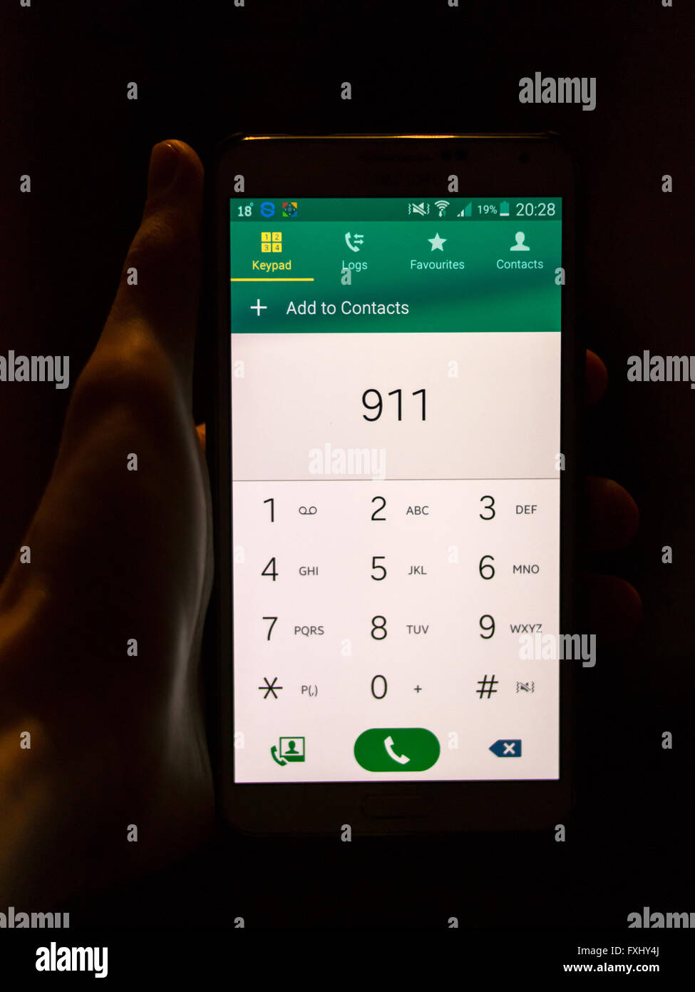 911 call center hi-res stock photography and images - Alamy