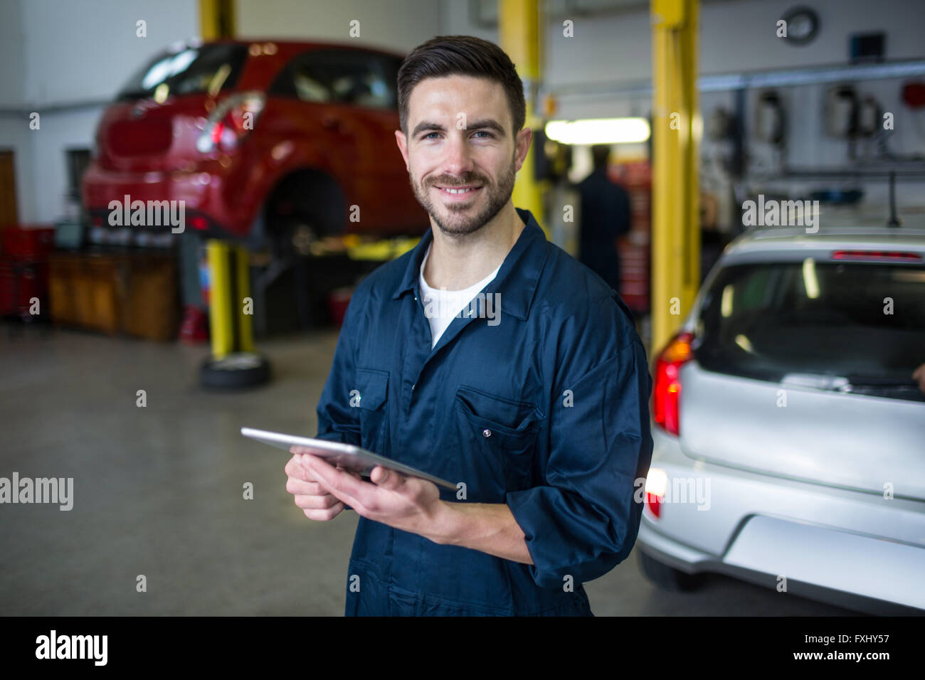 Digital mechanic hi-res stock photography and images - Alamy