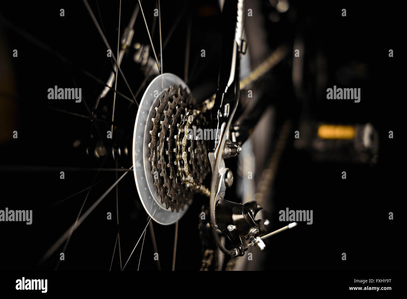 Bicycle gears mountain hi-res stock photography and images - Alamy
