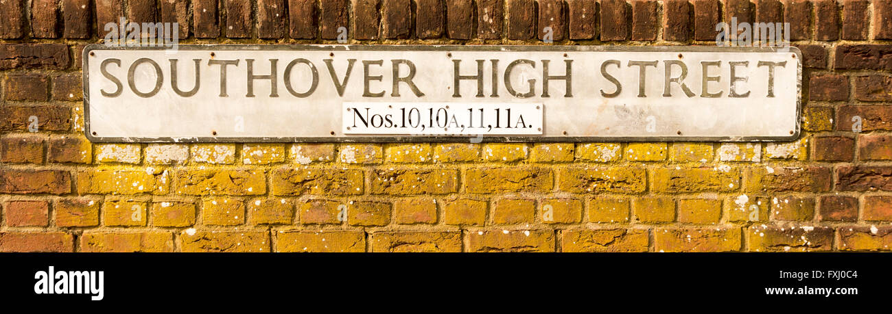 Southover high street hi-res stock photography and images - Alamy