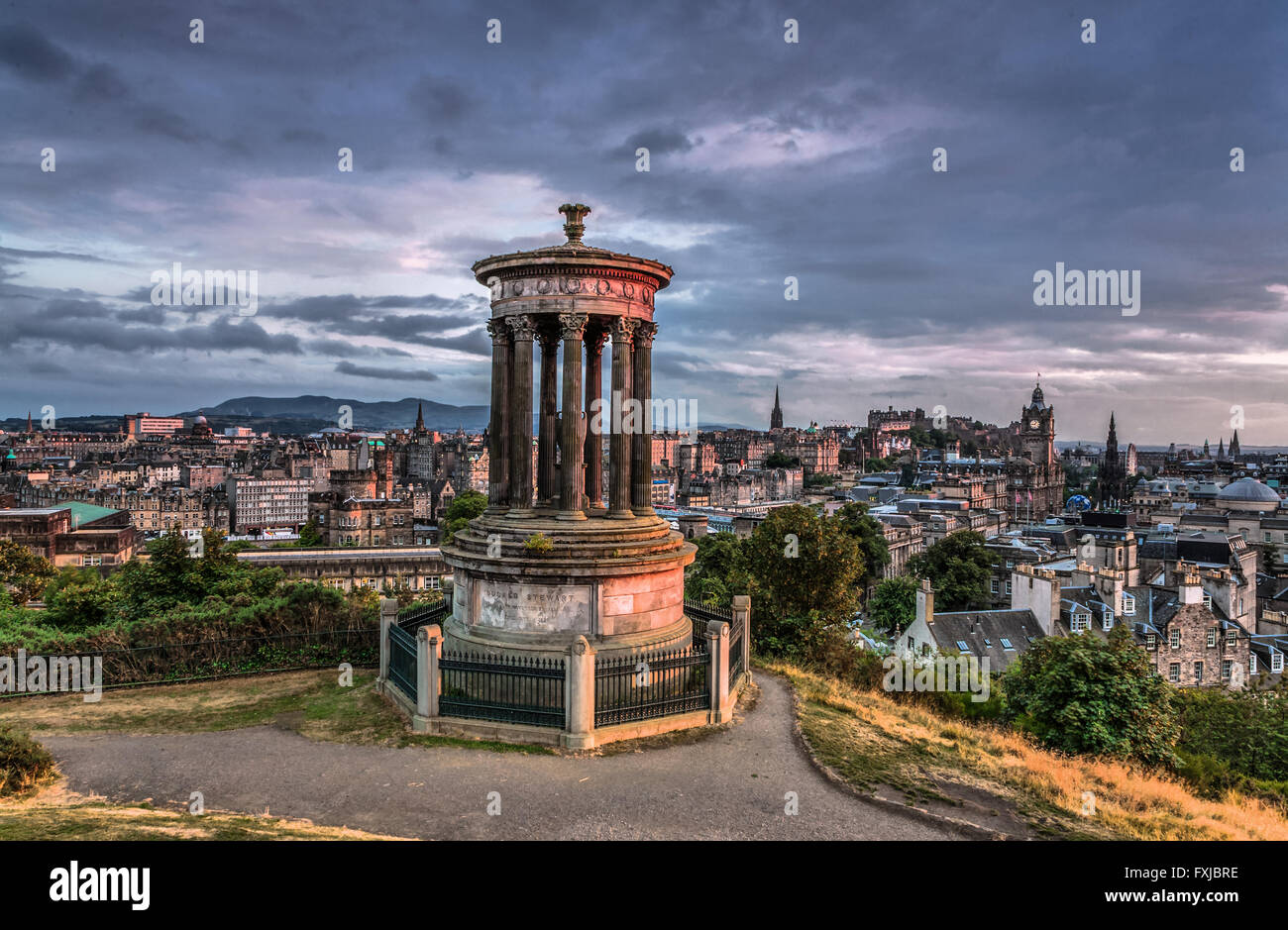 Edinburgh sunset landscape hi-res stock photography and images - Alamy