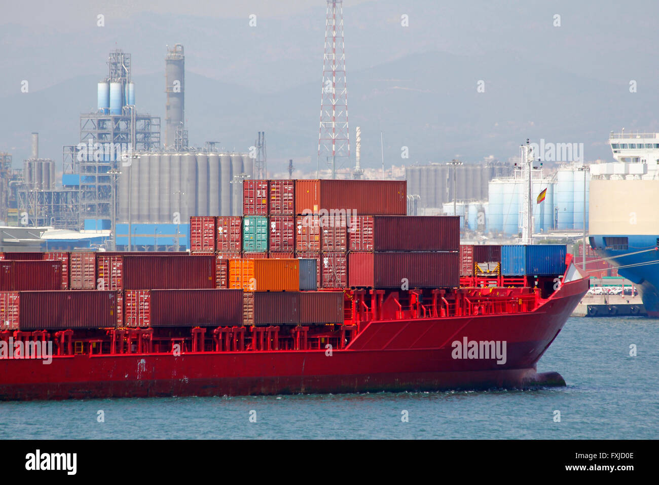 Old container ship hi-res stock photography and images - Alamy