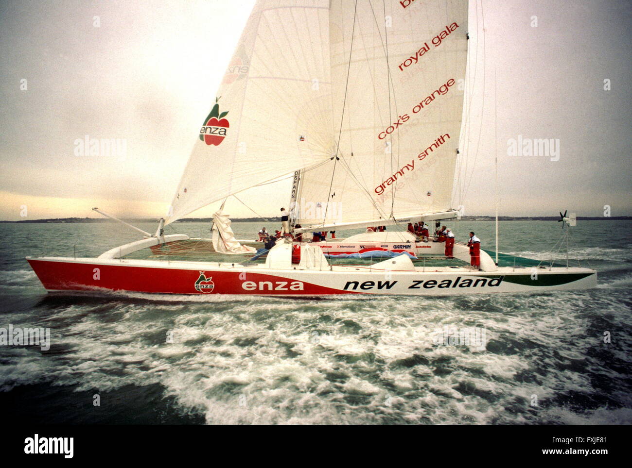 AJAXNETPHOTO.1993.SOLENT, ENGLAND - NEW CAT ON SEA TRIALS - ENZA - NEW ...